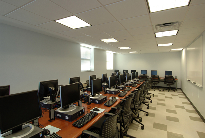 Clark Atlanta University Thayer Hall - Van Winkle Construction